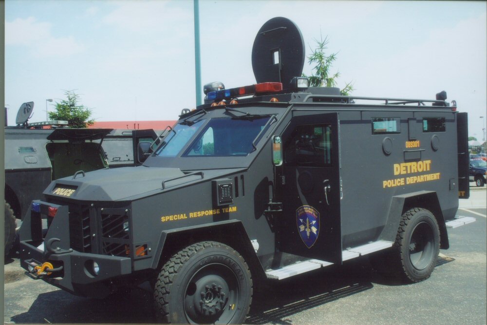 SWAT-SRT Operation On The East Side Of Detroit - Motor City 911